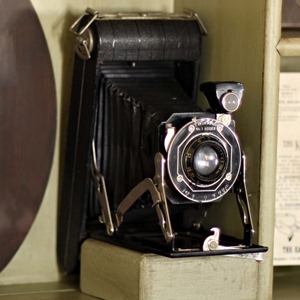 Tracy's Trinkets and Treasures: Cubby Shelf And Vintage Cameras